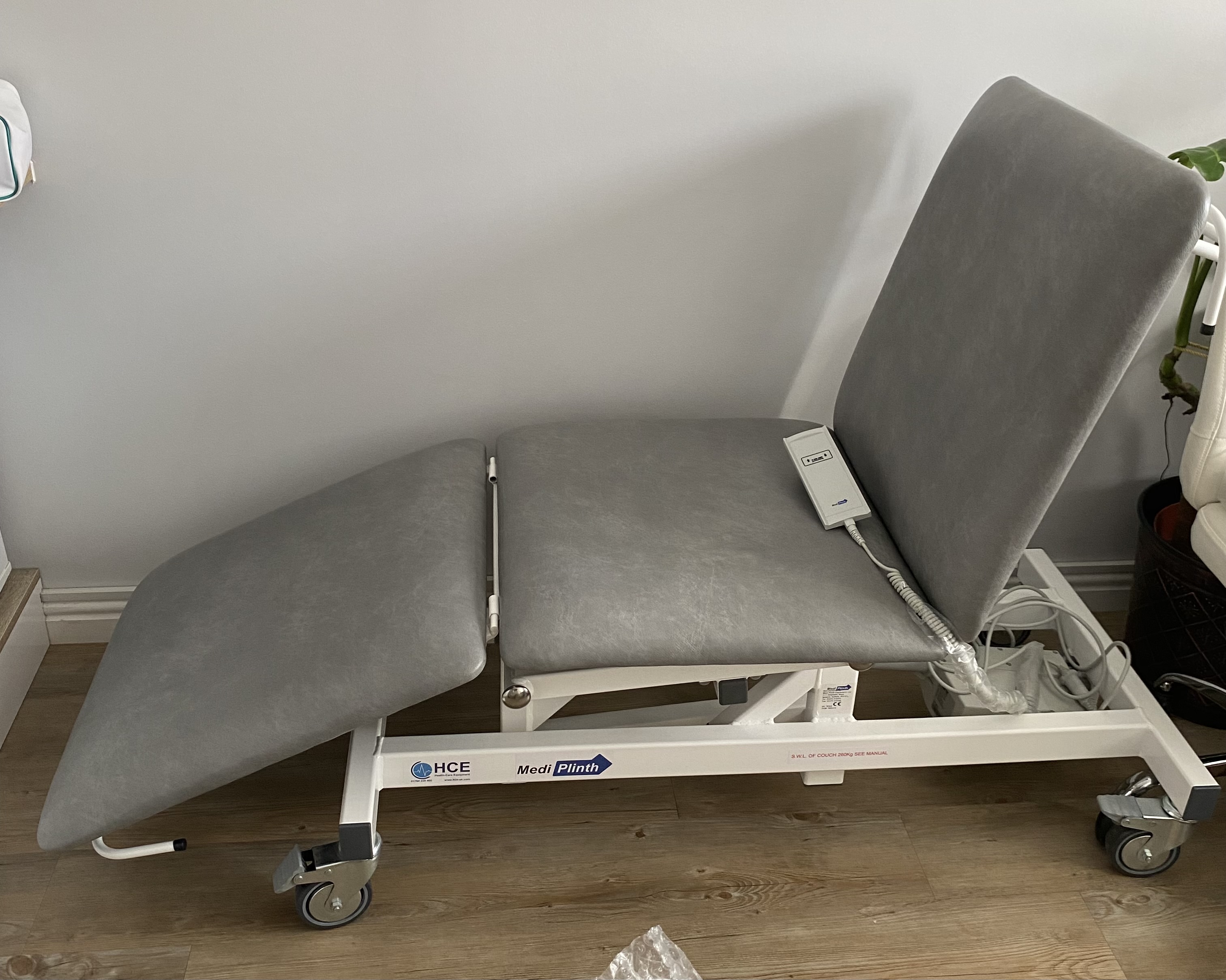 HCE Medi Plinth 3 section electric trolley / Couch | Hospital Mart